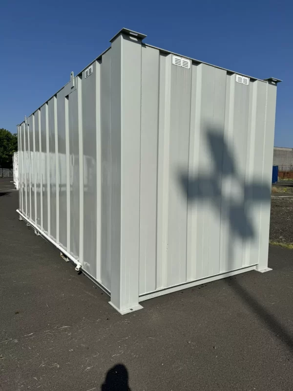20FT OFFICE/CANTEEN ANTI VANDAL CONTAINER – Back Country Container